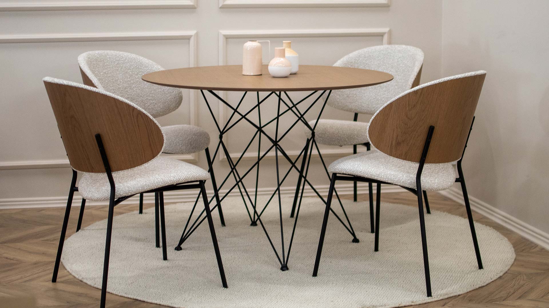 Столици со дрвени или метални ногарки? - Mahagoni Furniture - Chairs ...